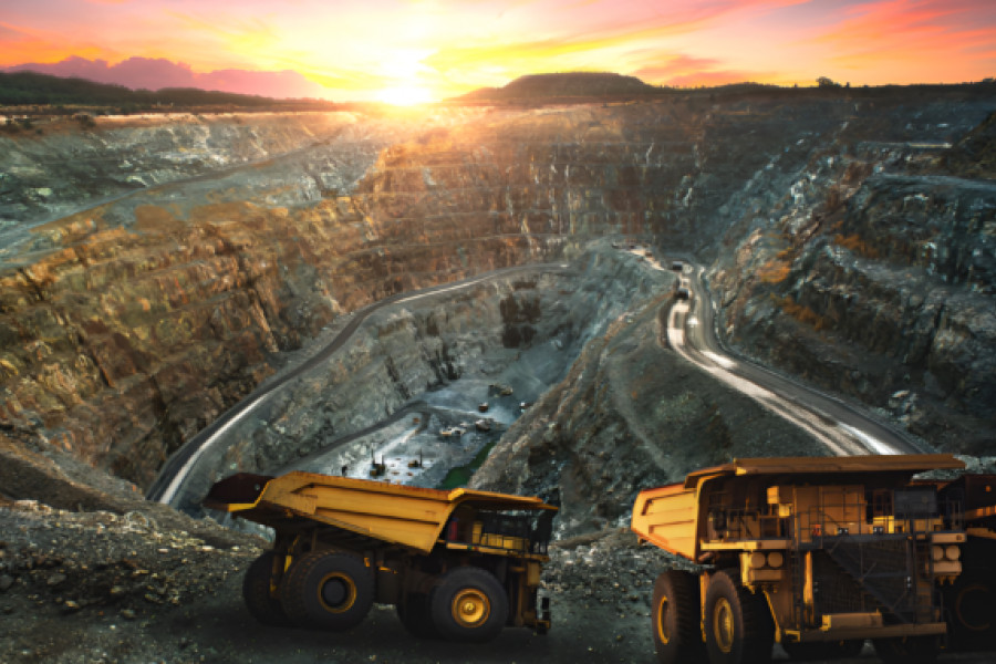 Zim's Mineral Exports Soar, Earnings Plummet 27% in Q1 2025